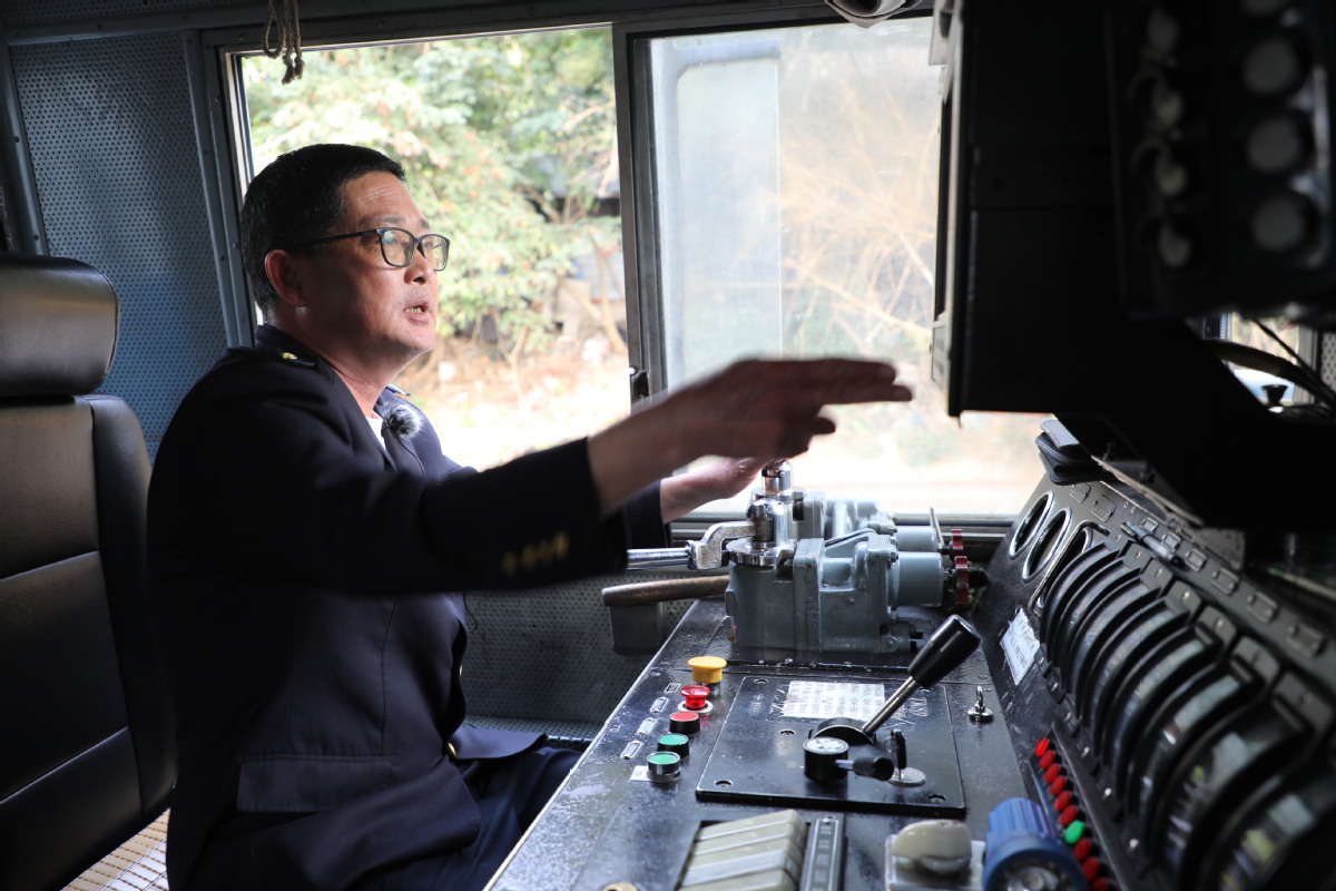 A Chinese driver and his dream of travelling to Taiwan by train - Asia ...