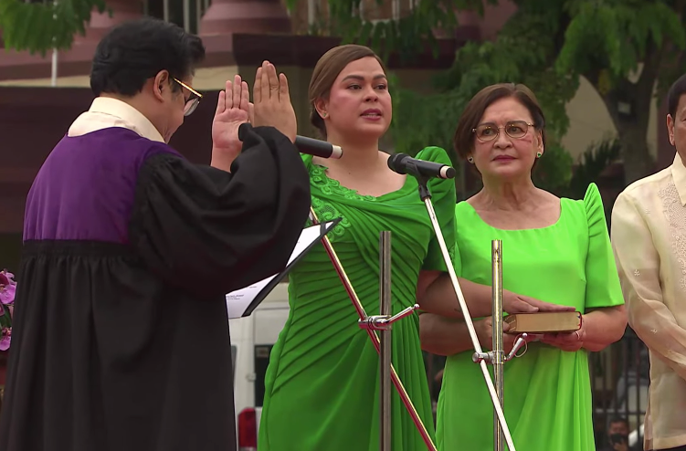 Sara Duterte takes oath as 15th vice-president - Asia News NetworkAsia ...