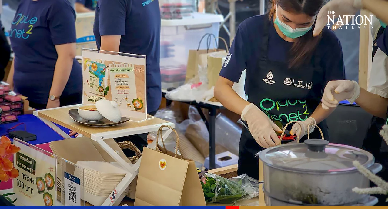 Thai chefs battle to wow world leaders at Apec summit - Asia News ...