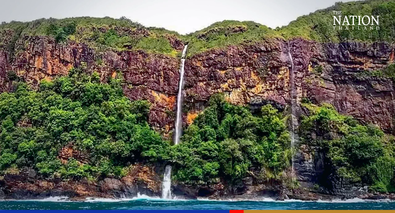 Rare twin waterfalls on Krabi's scenic Koh Rok spring to life ...