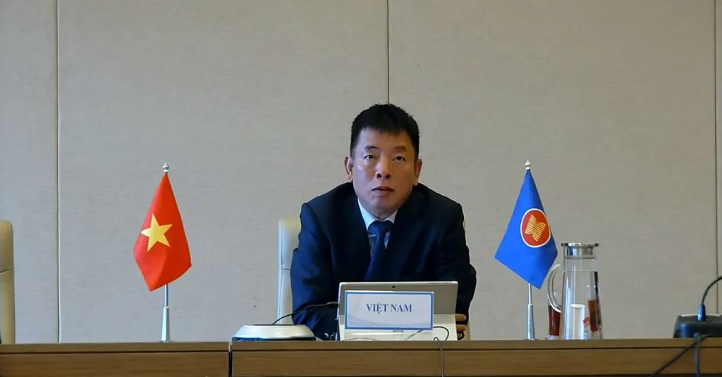 Vietnam voices concerns about South China Sea issues at ASEAN Regional ...