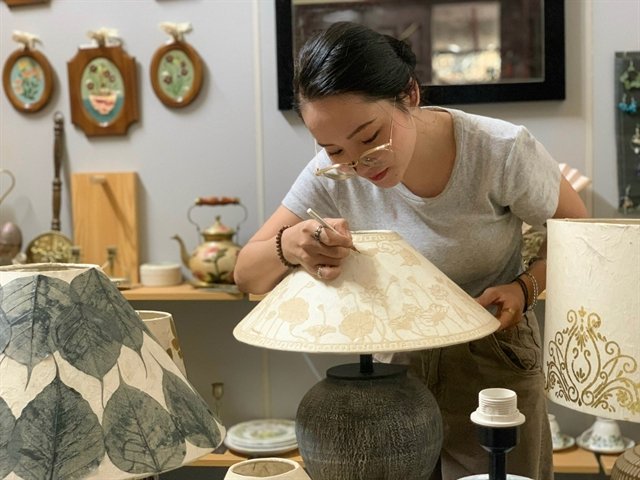 Vietnamese artisan breathes new life into traditional handmade paper ...