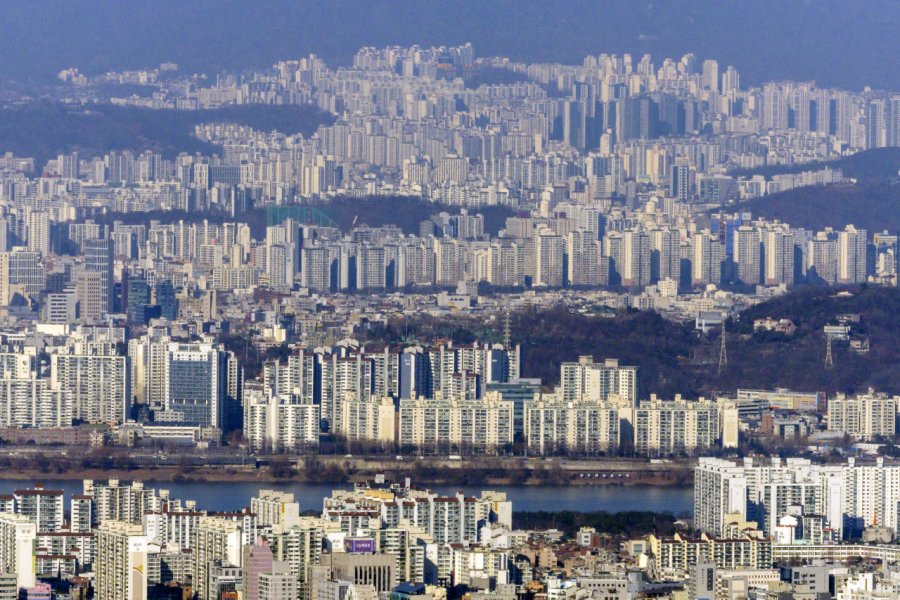 Over half of population resides in Seoul metropolitan area: Data - Asia ...