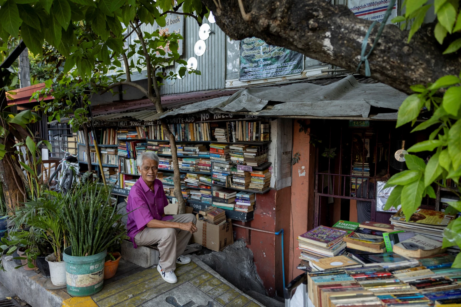Philippine home-turned-library hopes to inspire reading - Asia News ...