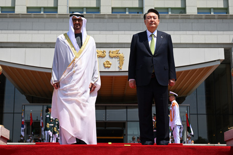 UAE becomes 1st Arab country to sign free trade pact with South Korea ...