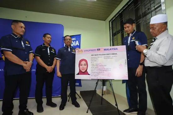 Malaysia’s Road Transport Department introduces new driving licence ...