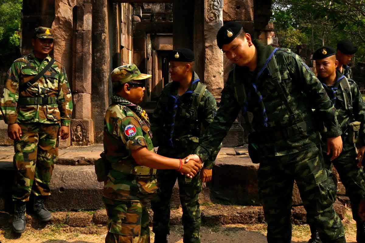 Thailand calls for bilateral talks on border issue, as Cambodia ...
