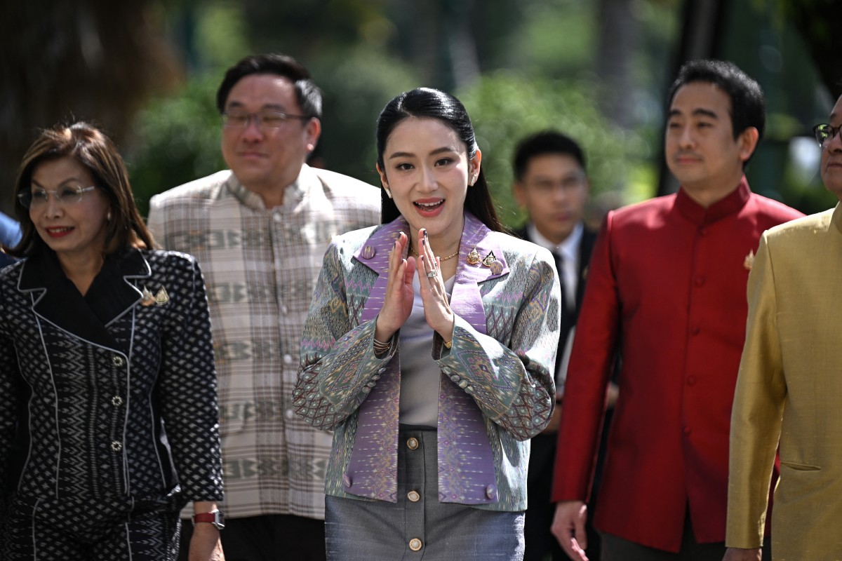 Thai opposition leader calls on PM to dissolve House over leaked conversation with Cambodian ...