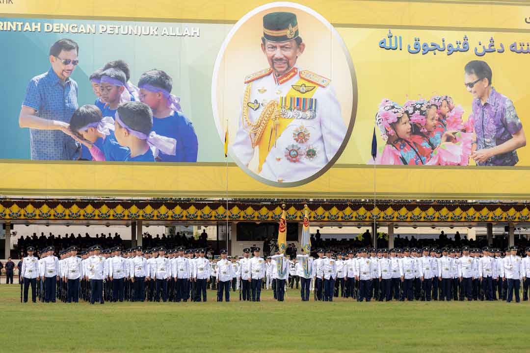 Bruneians pays tribute at Grand Parade to mark Sultan’s 79th birthday - Asia News NetworkAsia ...