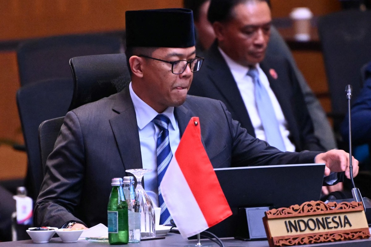 Indonesia urges diplomacy as Malaysia resumes claim to disputed maritime area, Ambalat - Asia ...