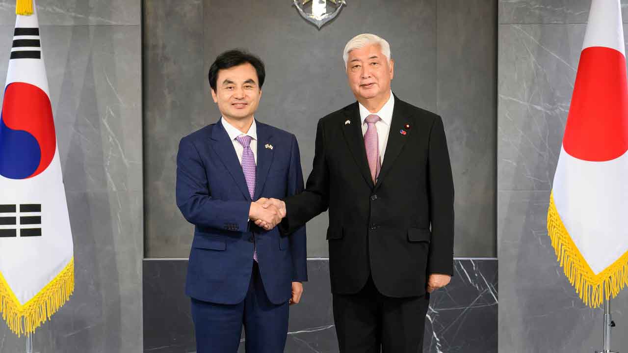 South Korea, Japan defence chiefs pledge closer communication, eye ...