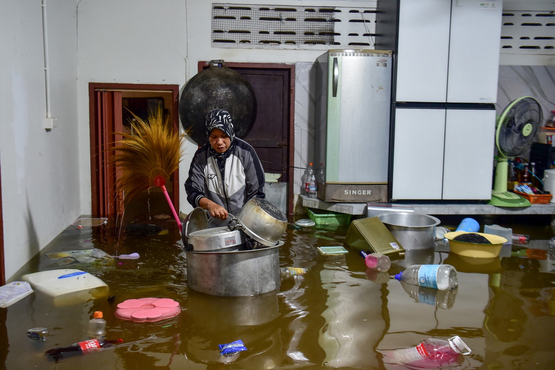 Floods hit 19 provinces in Thailand, leaving 22 dead, 369,000 affected ...