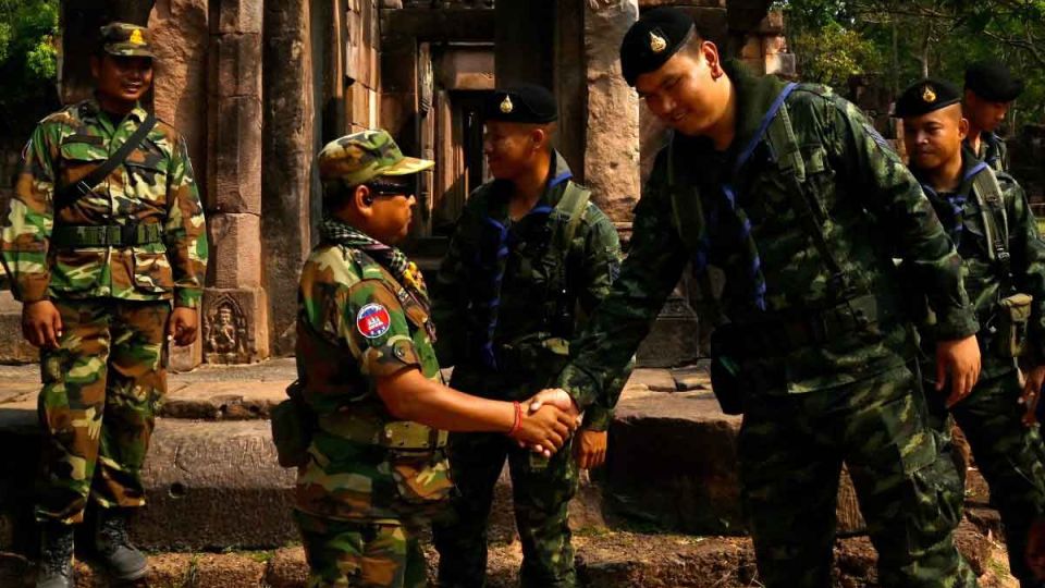 Thailand calls for bilateral talks on border issue, as Cambodia ...