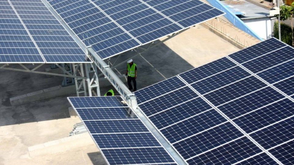 Indonesia’s new rooftop solar rule set to boost industrial, commercial ...
